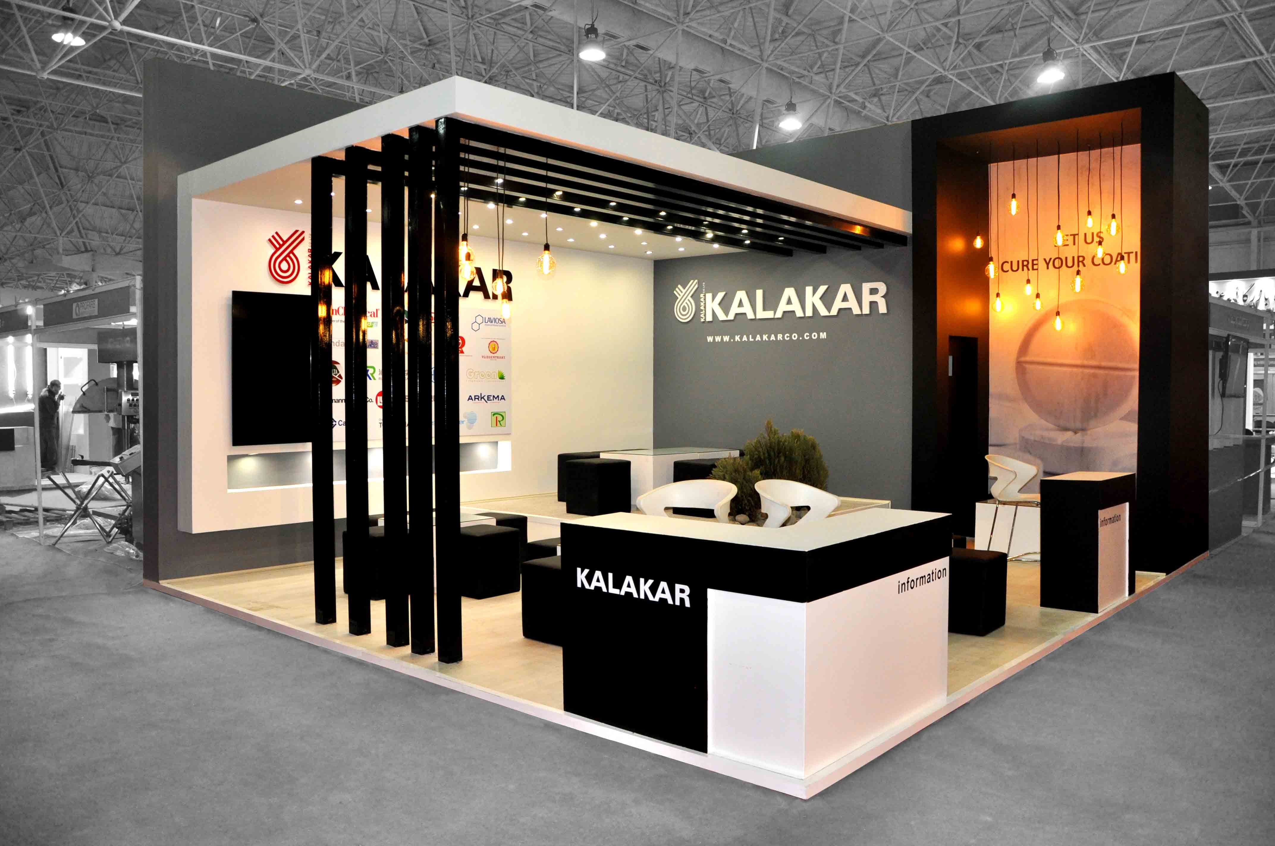 The Differences Between Prefabricated Booths and Custom Booths