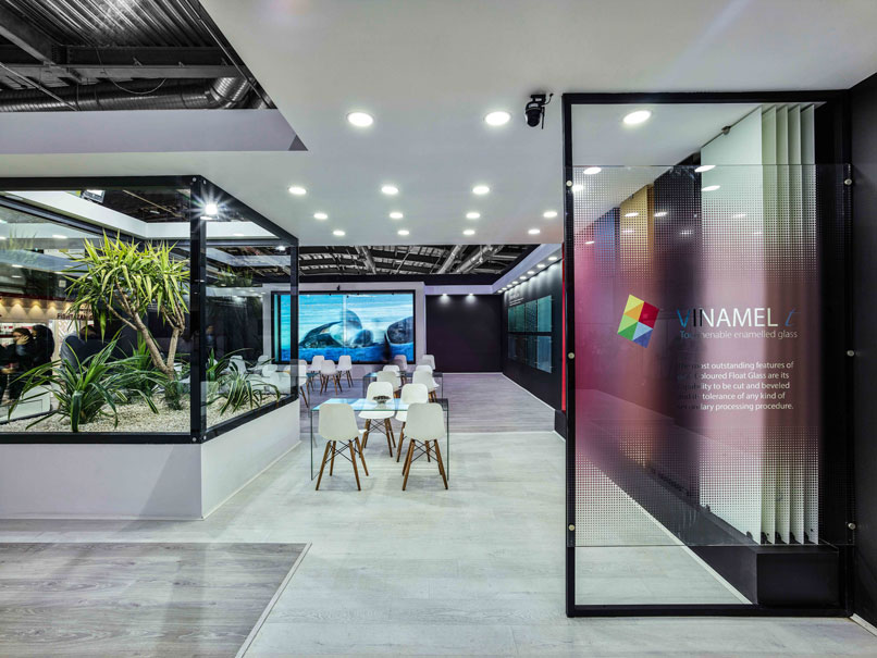 Ghazvin Glass Company Booth Design | Dehnad Booth Construction